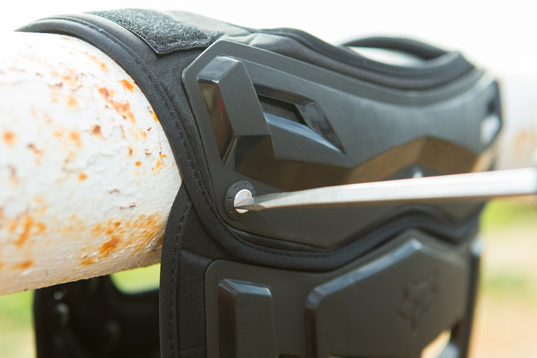 Fox Racing Proframe LC Chest Protector - Reviews, Comparisons, Specs ...