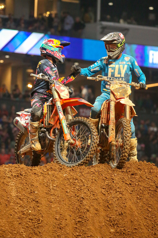 View From The Floor: Superbowl of Supercross - Motocross Feature ...