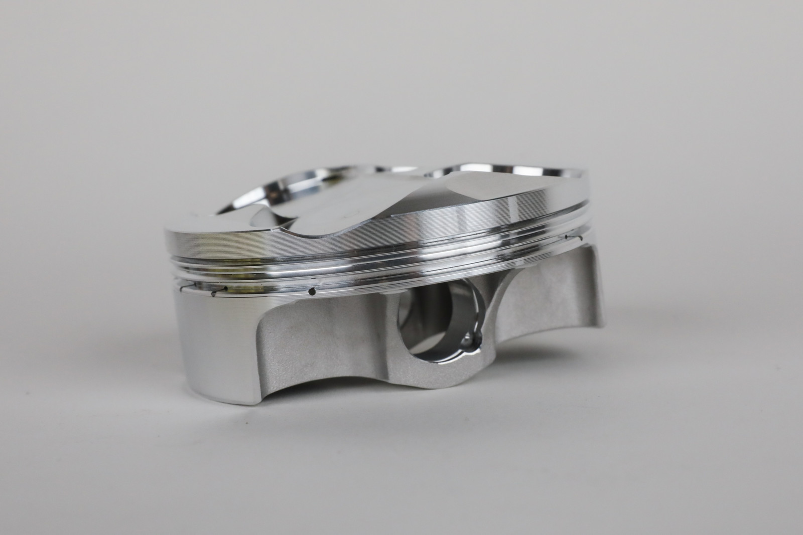 Forged Pistons for Your Dirt Bike: JE Pro Series Advantage - Motocross ...