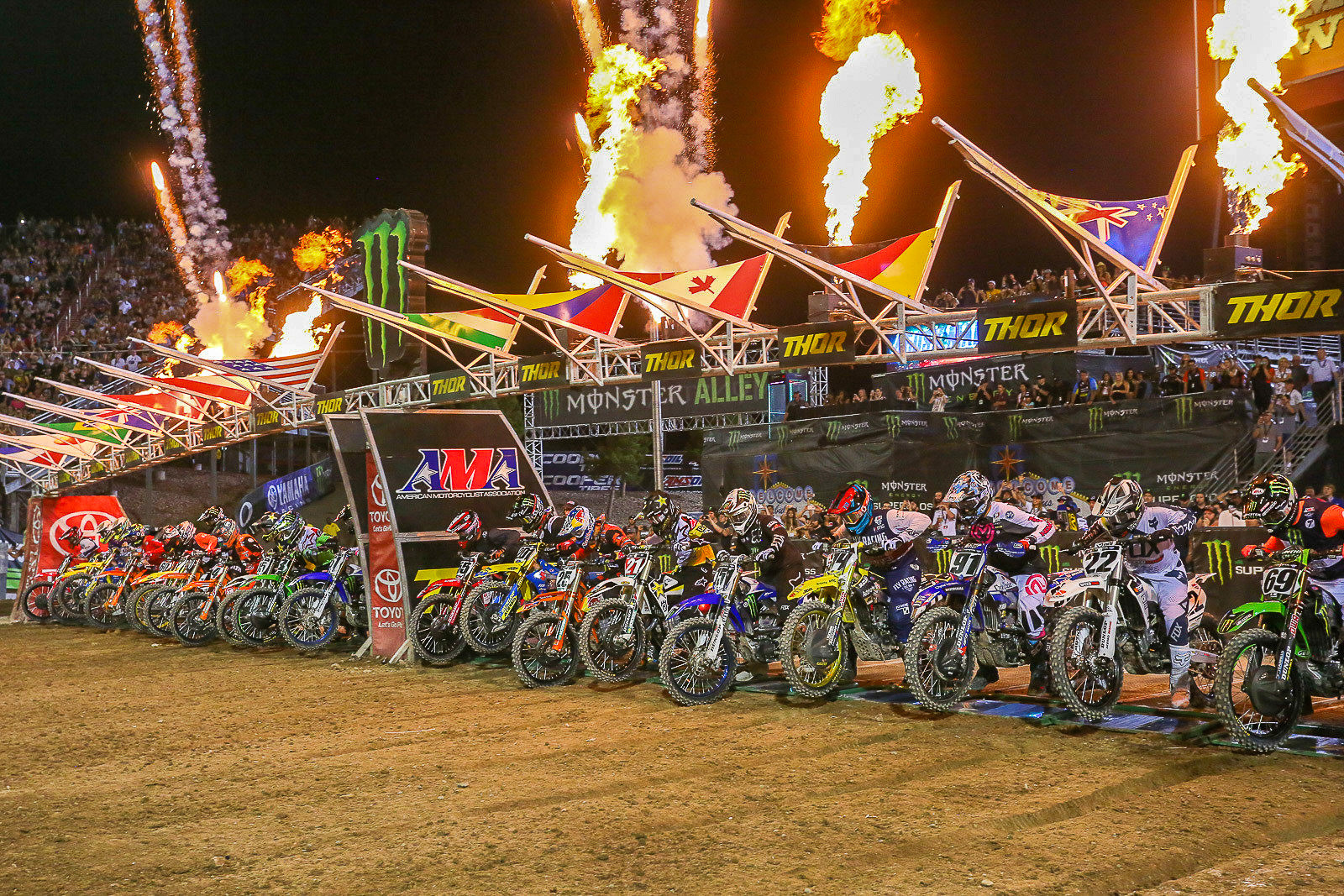 Supercross Flashback: Season Finales, '14–'19 - Motocross Feature ...