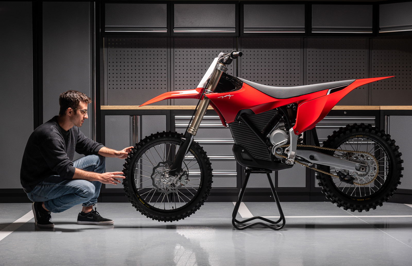 Stark VARG la rivoluzionaria moto elettrica da cross! | MXBars