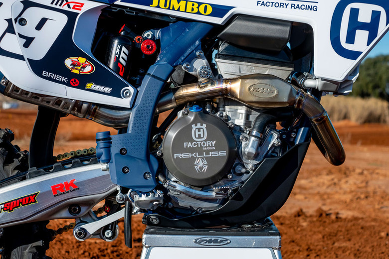 Vital Poll: Rockstar Husqvarna VS MXGP Husqvarna Factory - Motocross ...