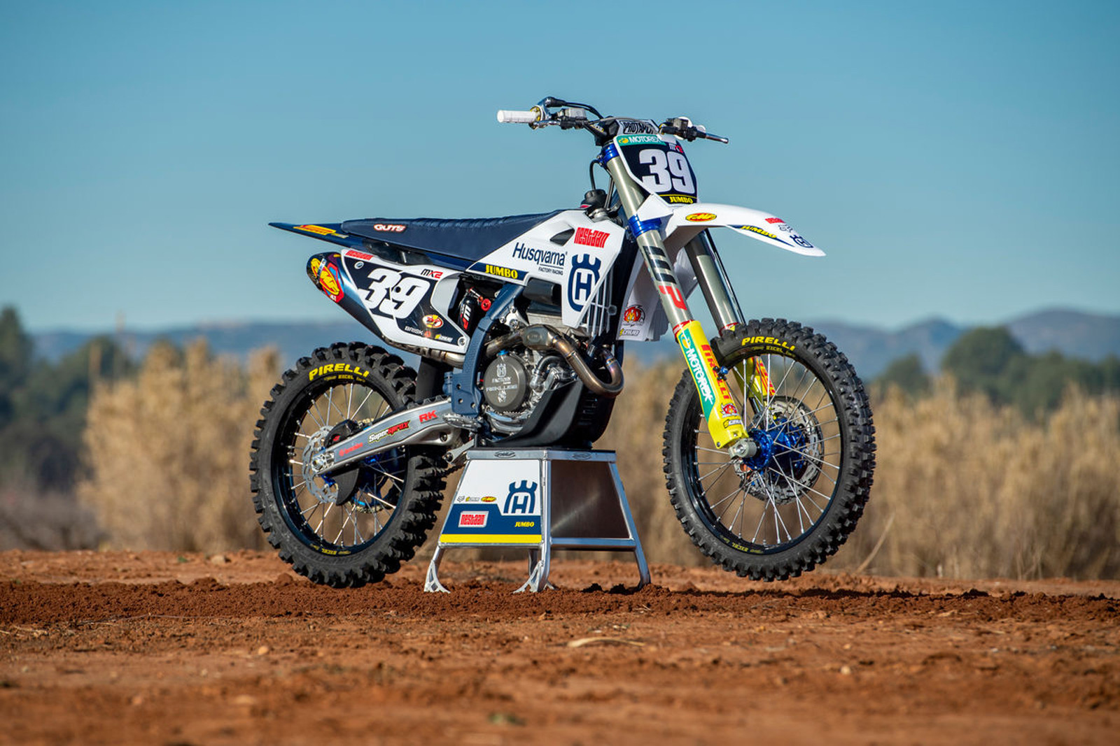 Vital Poll: Rockstar Husqvarna VS MXGP Husqvarna Factory - Motocross ...