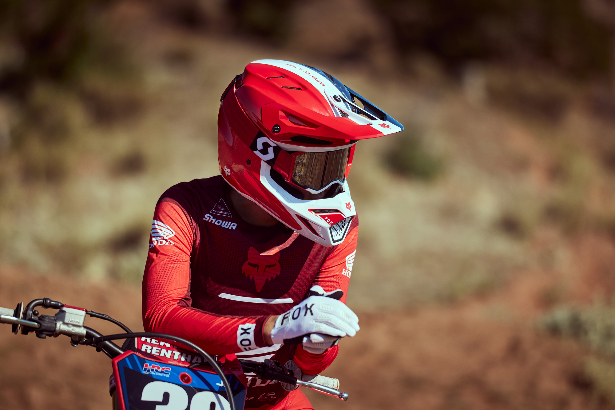 Fox Racing Introduces New Flagship V3 RS Helmet - Motocross Press ...