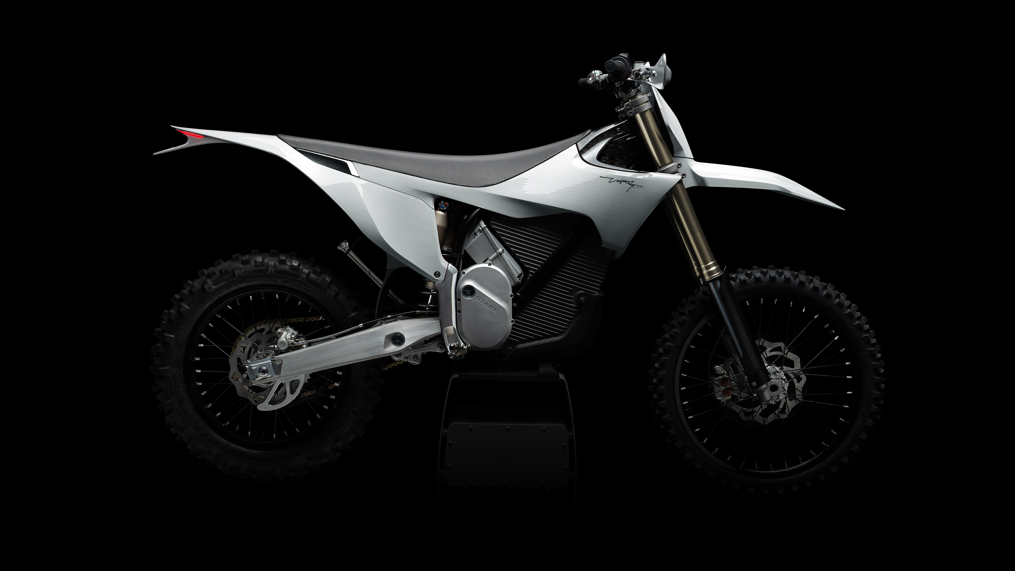 First Look | Stark VARG EX - Enduro/Dual Sport Model - Motocross Feature - Vital MX
