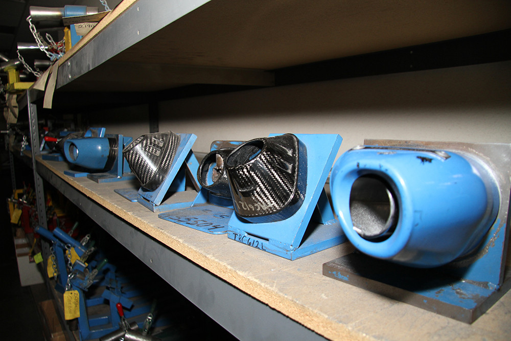 End Cap Jigs - Yoshimura and Suzuki Race Shop Tour - Motocross Pictures ...