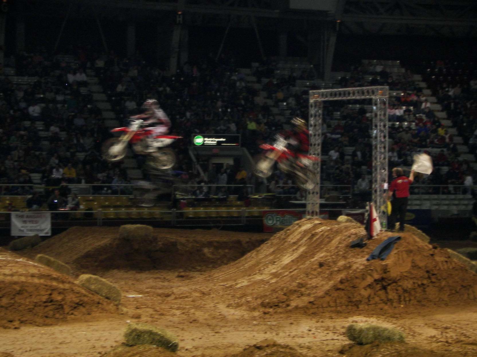 Indoor race - Andy "Rage" - Motocross Pictures - Vital MX