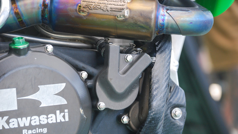 Kawasaki Oil Cooler - ML512 - Motocross Pictures - Vital MX