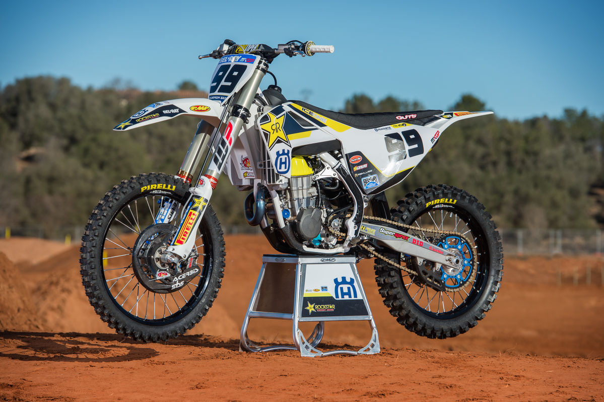 Max Anstie's Husqvarna FC 450 2017 - First Look: 2017 Rockstar Energy ...