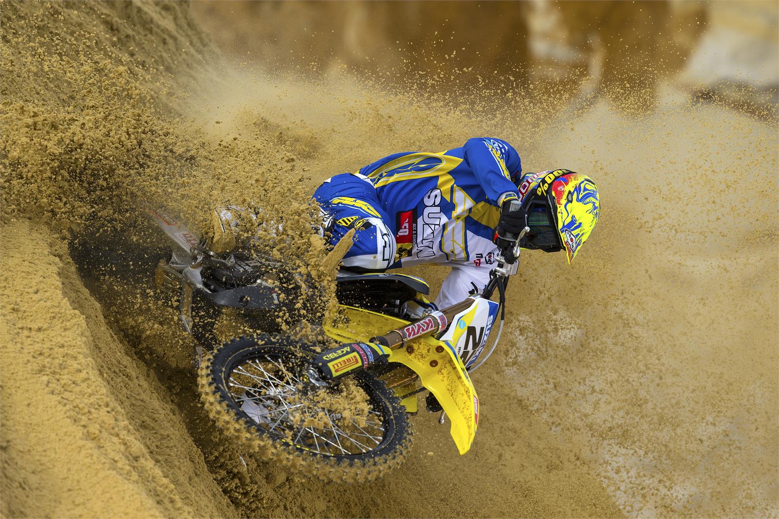 Kevin Strijbos - First Look: 2017 Suzuki World MXGP Team - Motocross ...