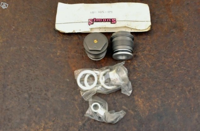 simonsforkcap - mosslander - Motocross Pictures - Vital MX