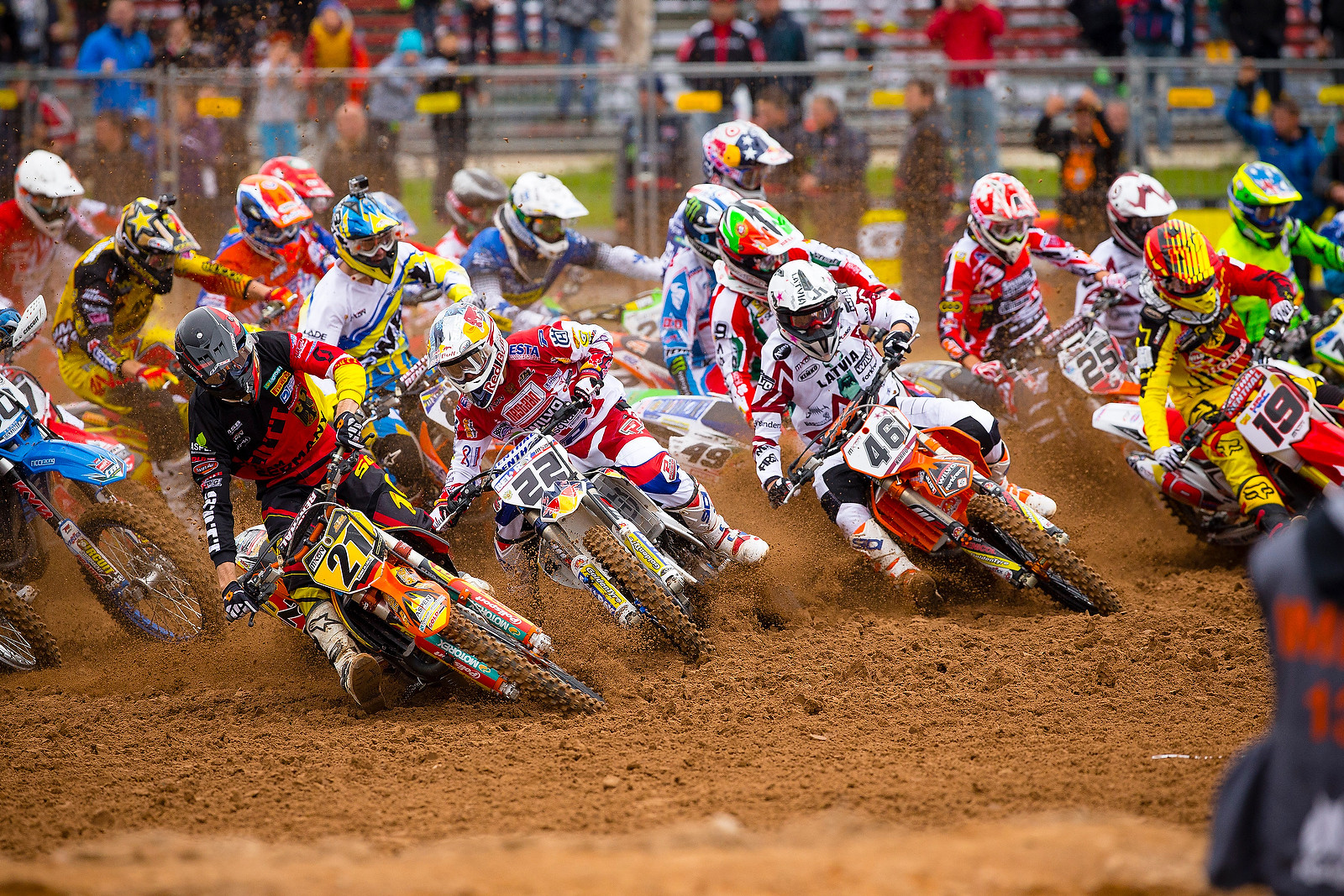 First turn - kardy - Motocross Pictures - Vital MX