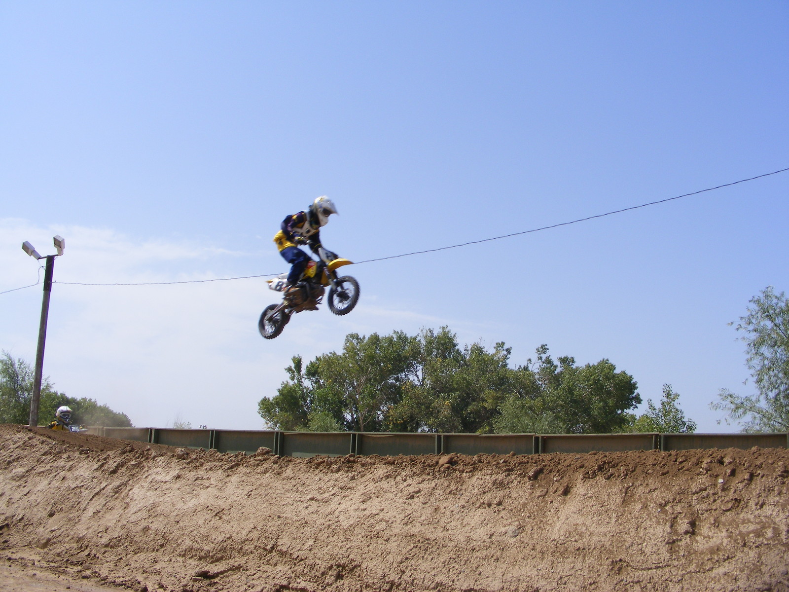 Table - SUZUKIRM1259four - Motocross Pictures - Vital MX