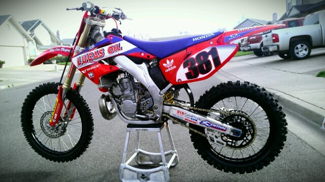 Just finished rebuilding a CR250. Any recommendations for a graphics ...