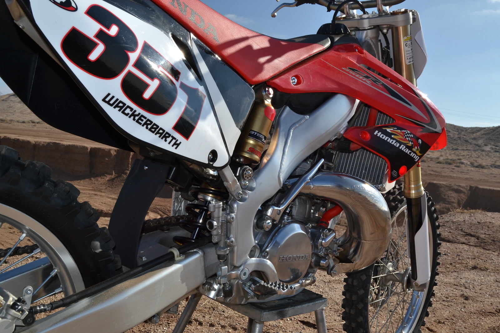 2006 CR 250 BUILD ---'2000 ENGINE' - JWACK's Bike Check - Vital MX