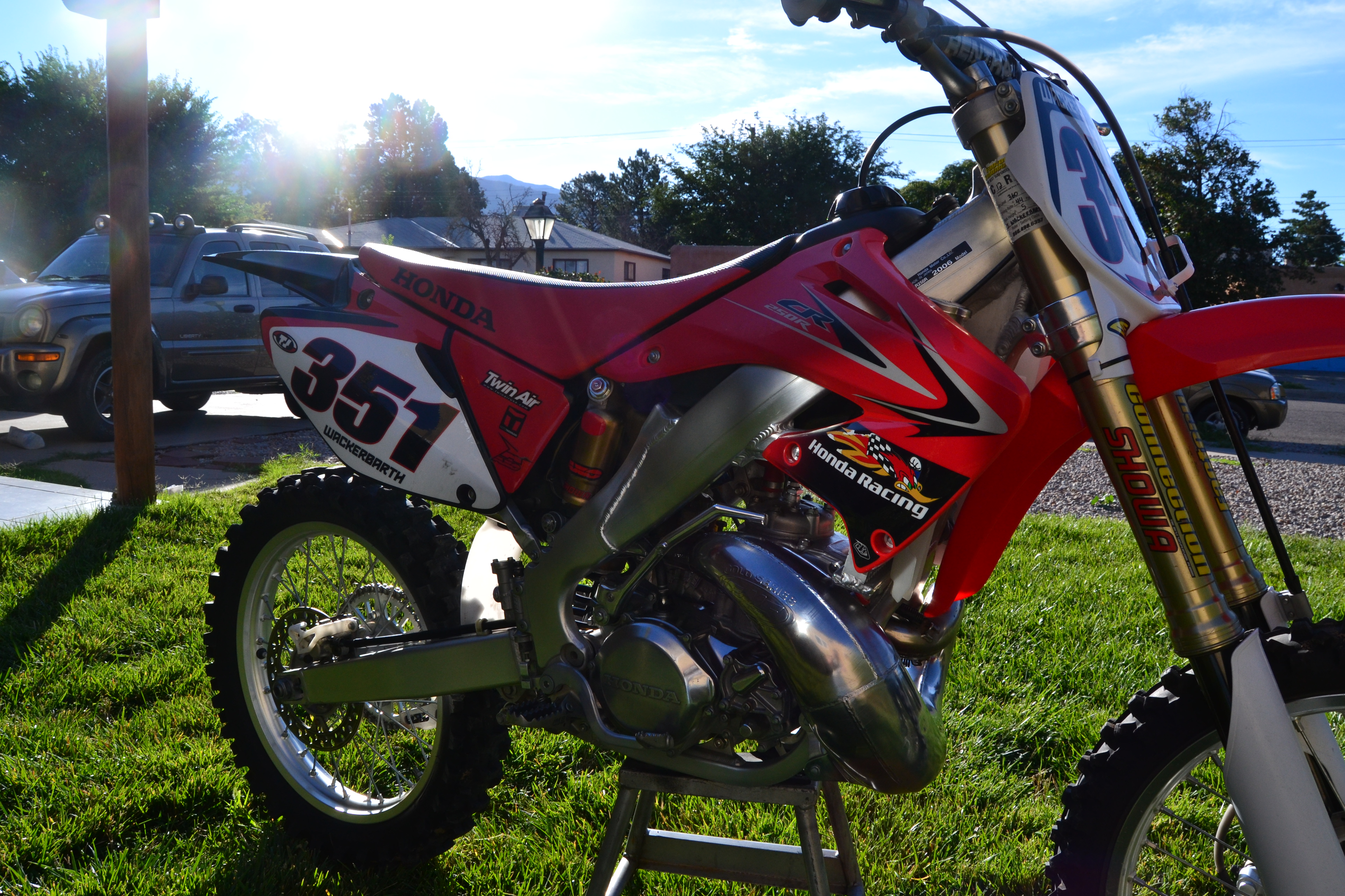 2006 CR 250 BUILD ---'2000 ENGINE' - JWACK's Bike Check - Vital MX
