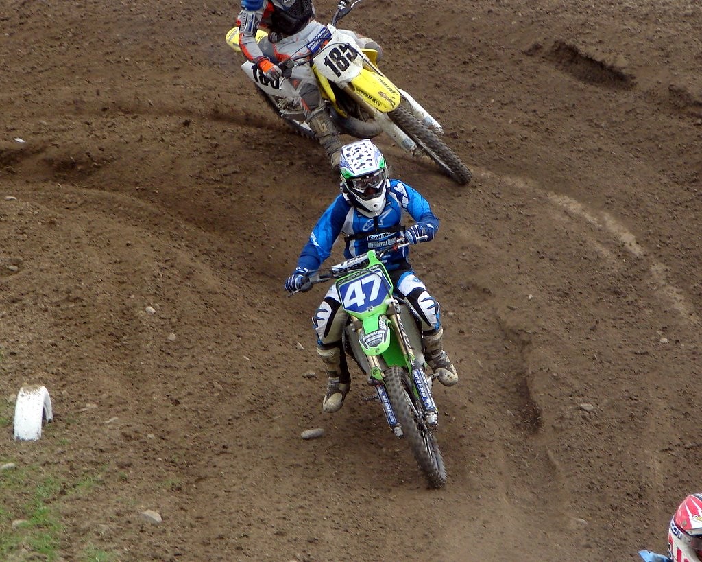 Katherine Prumm battling with the boys - mpy - Motocross Pictures ...