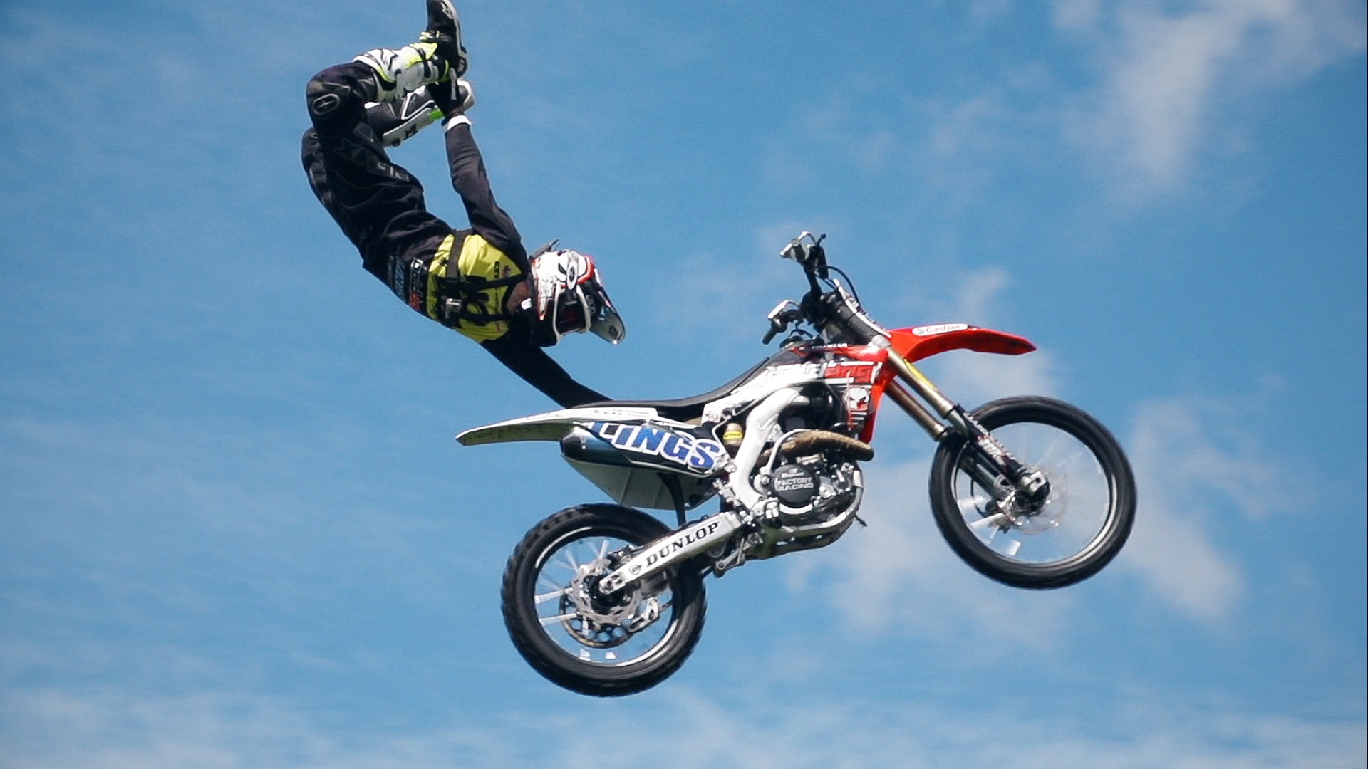 BOLDDOG FMX TEAM - www.toofastfilms.com - Motocross Videos - Vital MX