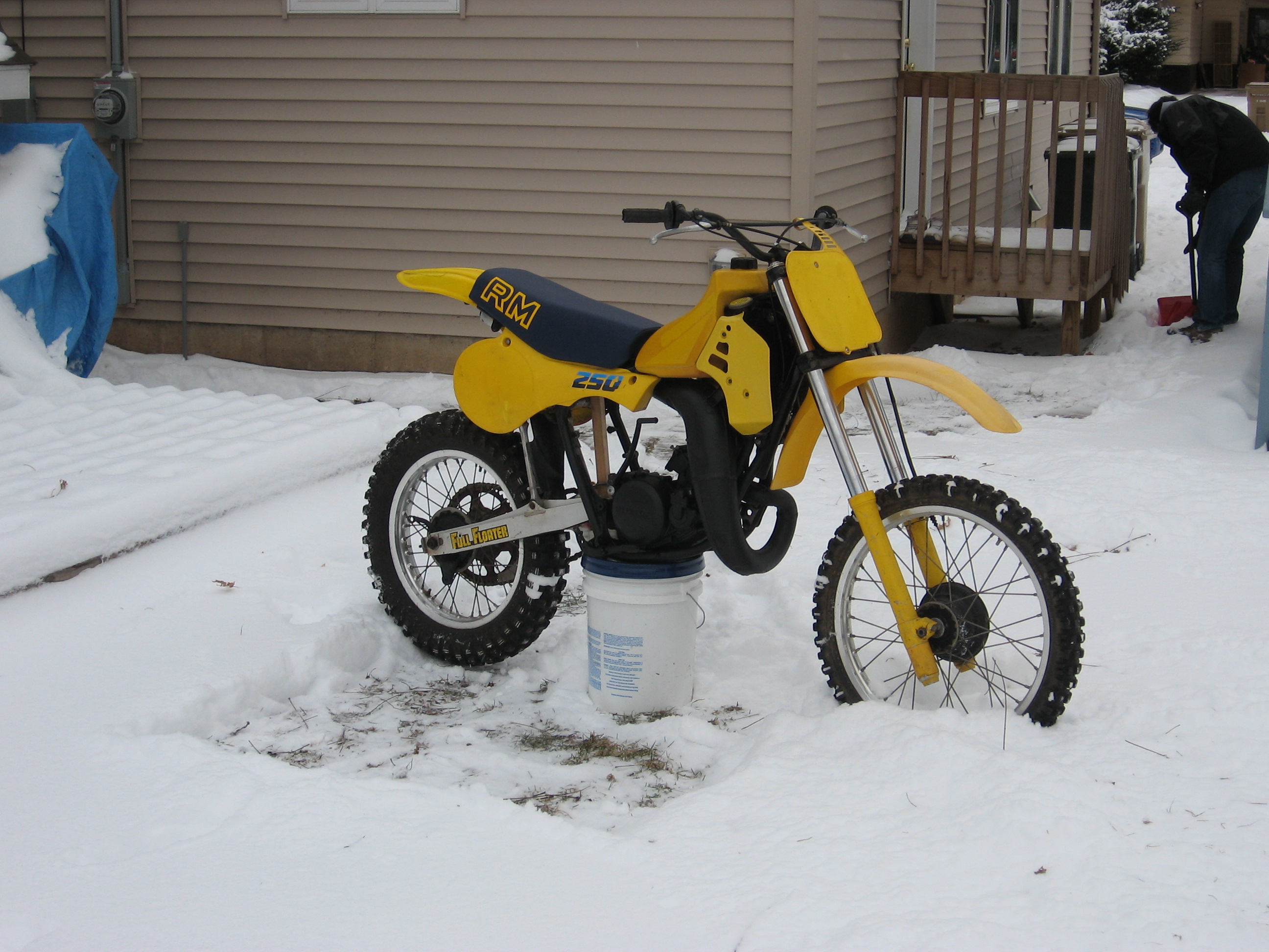 83 RM250 parts bike - dzmxz - Motocross Pictures - Vital MX