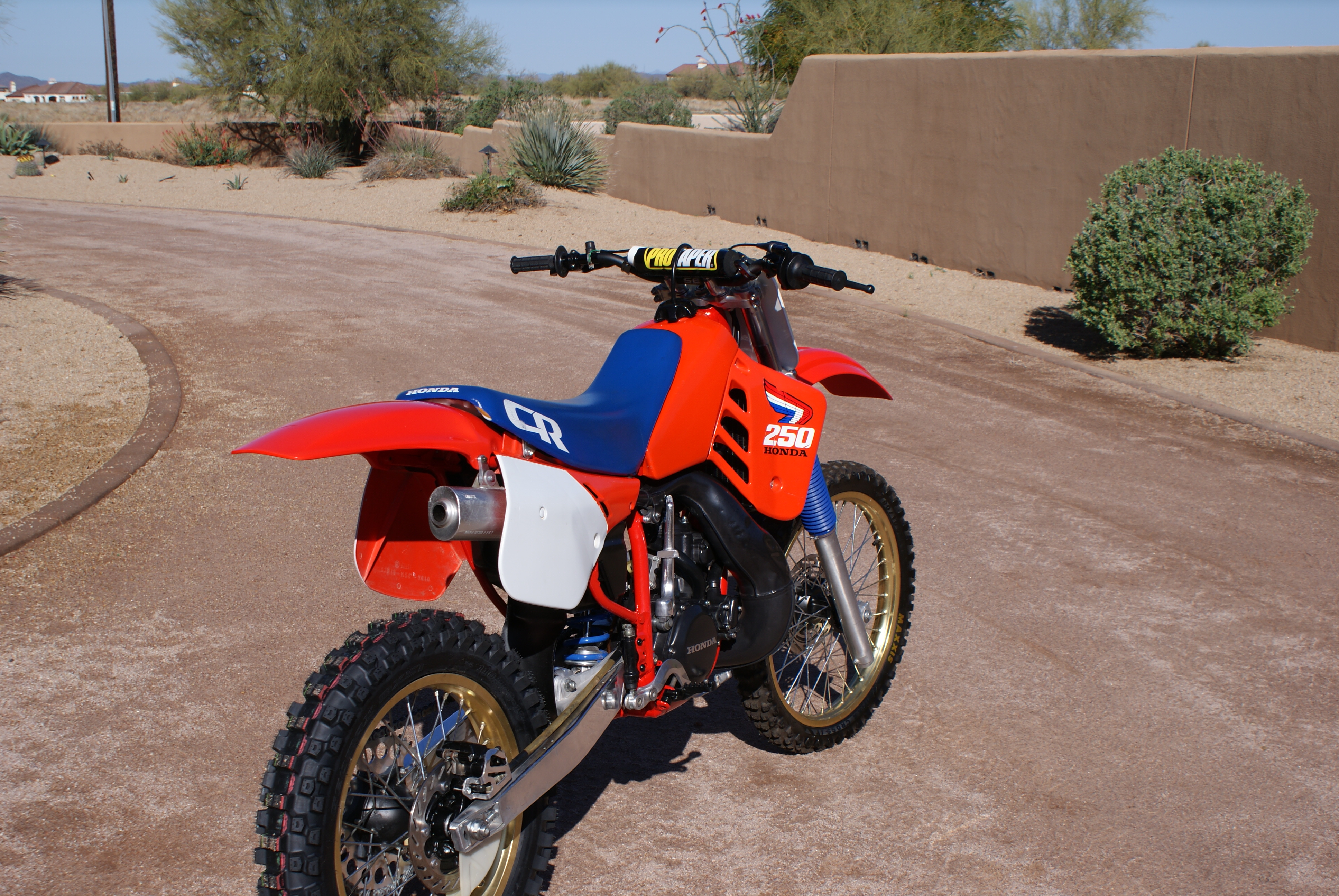 1987 CR250R - Vor503 - Motocross Pictures - Vital MX