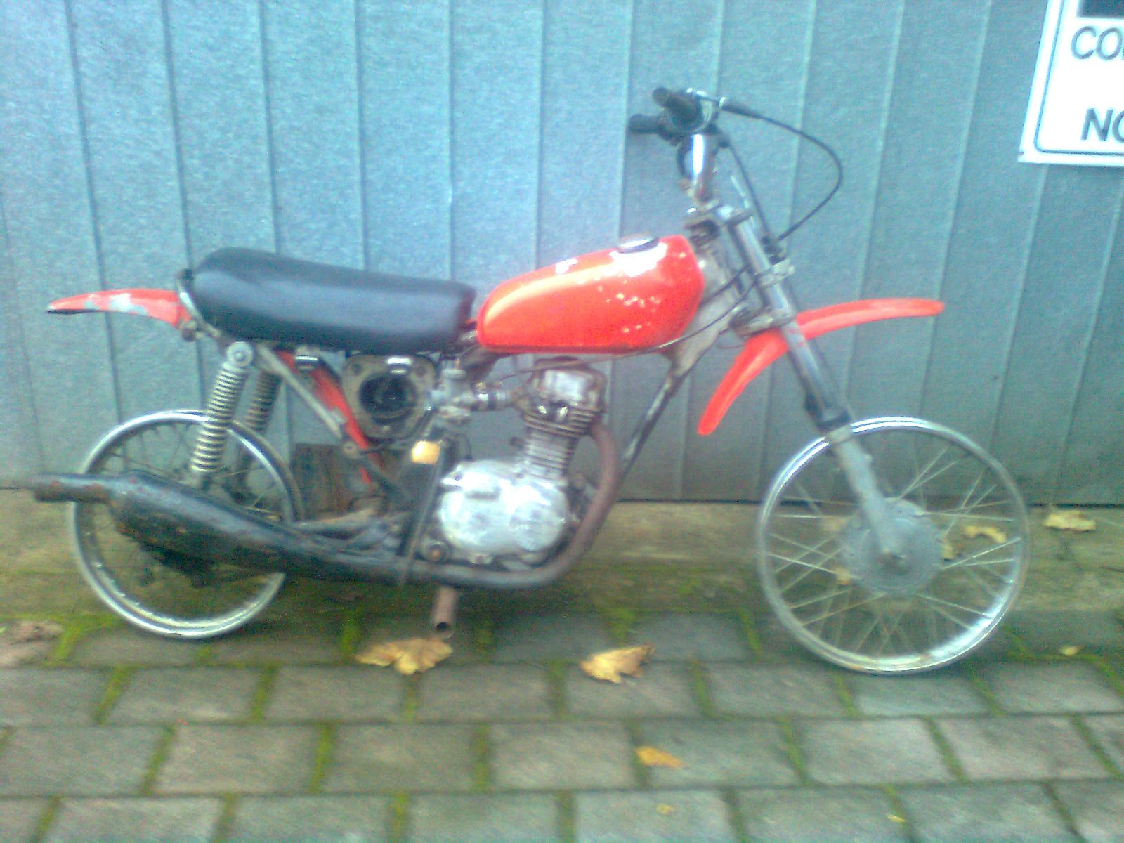 73? XR 75 - Simon_Johnson - Motocross Pictures - Vital MX