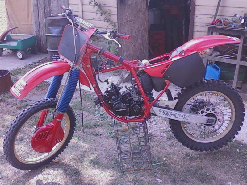 1987 cr125r motor mounted ready for plastic and rads - Jeremy_Cook ...
