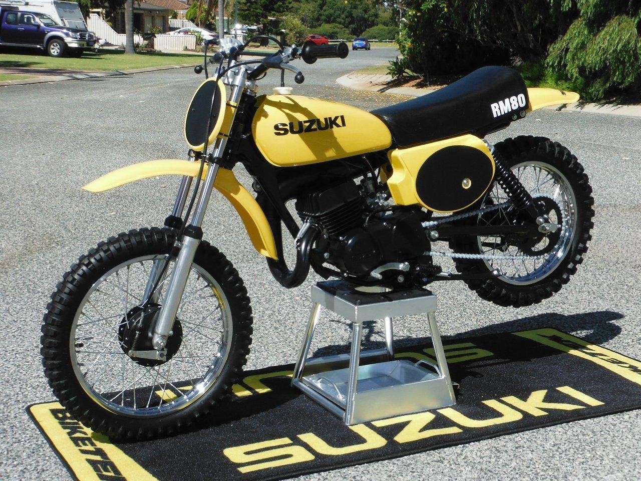 1977 Suzuki RM80B - Dick Trickle's Bike Check - Vital MX