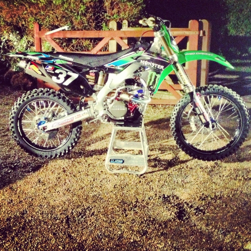 Dean Hayden"s 2013 pro circuit Kawasaki - Deano37's Bike Check - Vital MX