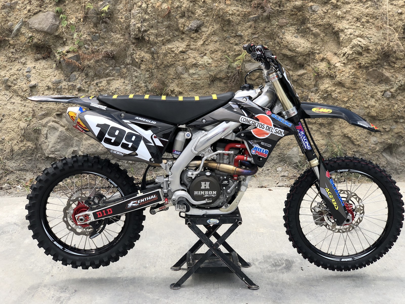 Blacked Out RMZ 450 - marcoameglio27's Bike Check - Vital MX