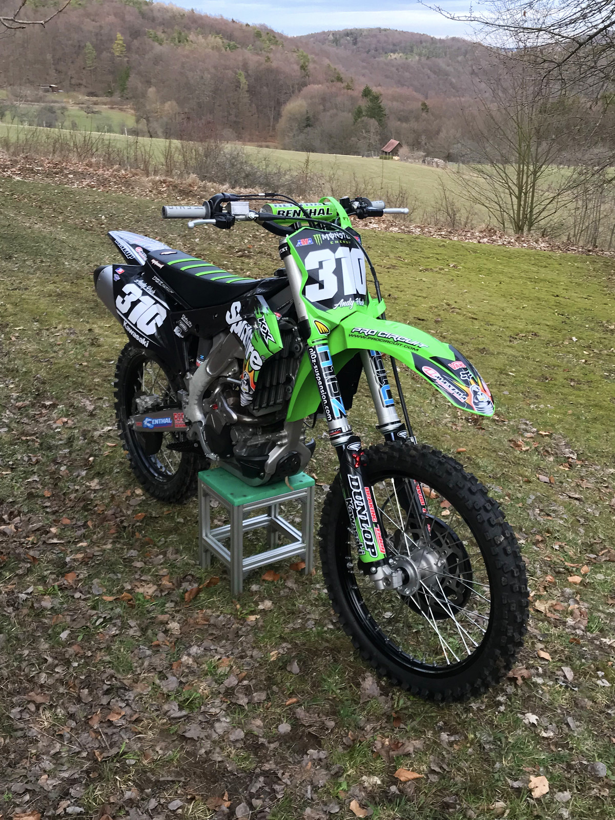 Kawasaki KX250F 2017 SplitFire - AndyHack's Bike Check - Vital MX