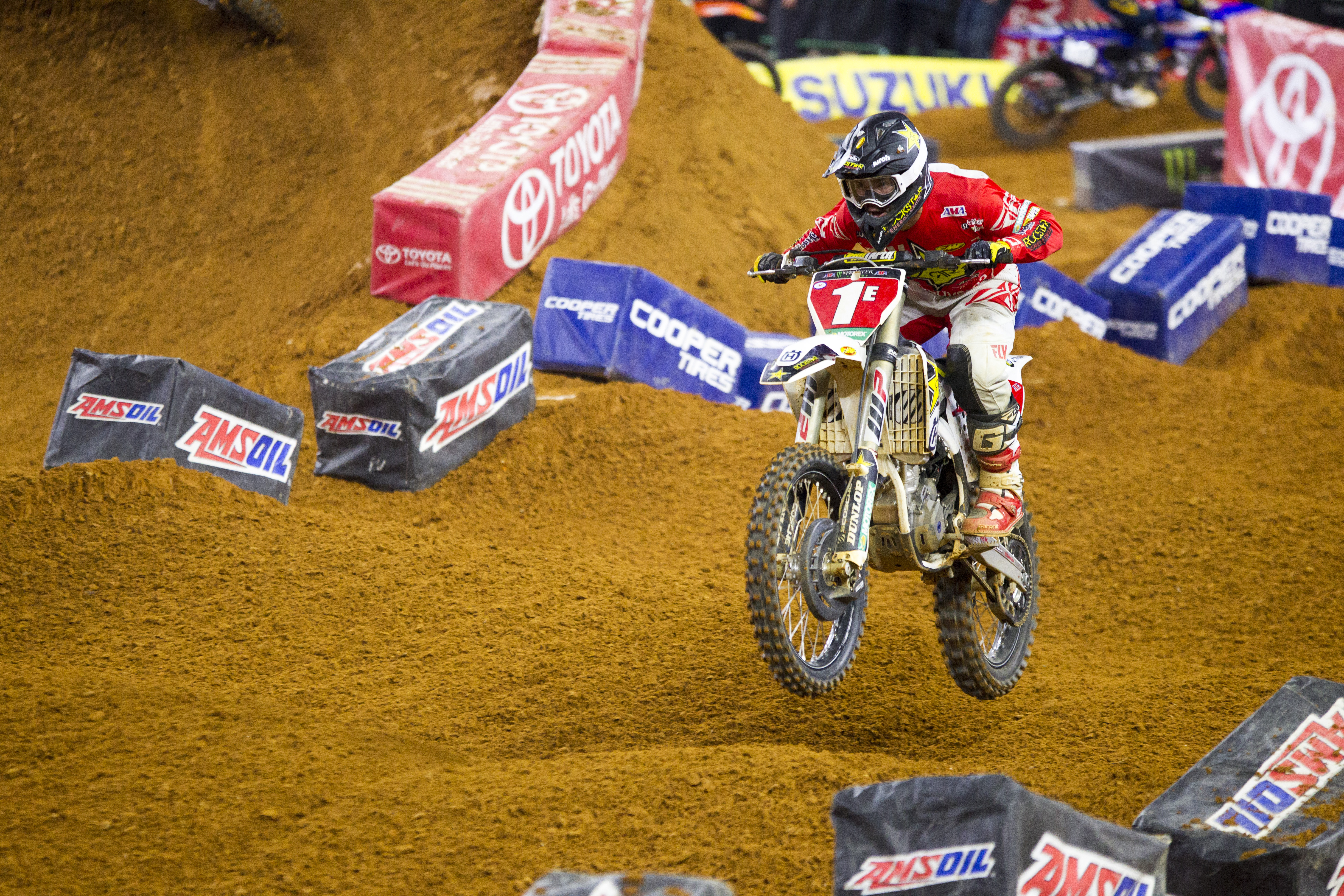 BF0I9701 - A Day at AT&T Stadium - Motocross Pictures - Vital MX