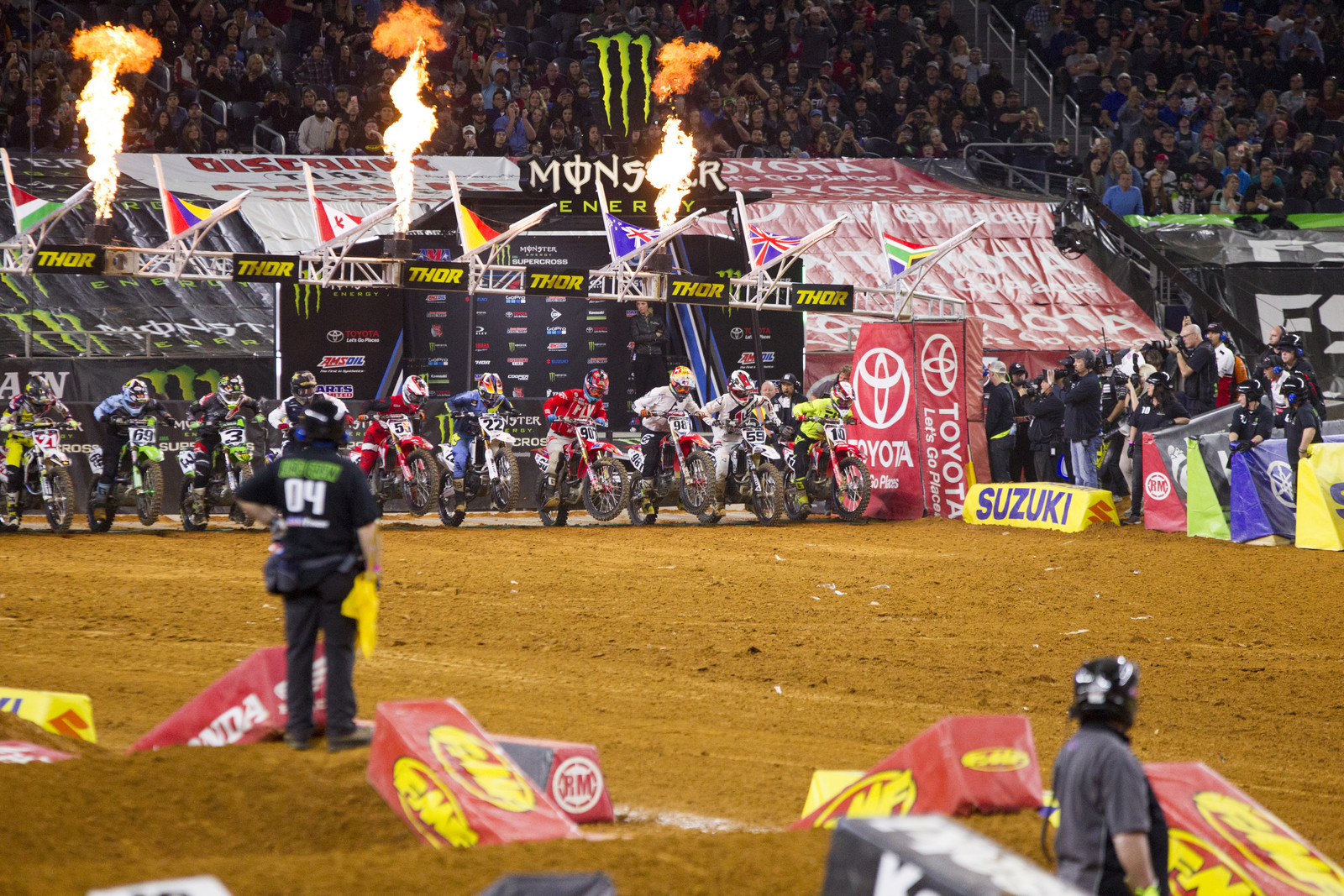 BF0I9736 - A Day at AT&T Stadium - Motocross Pictures - Vital MX