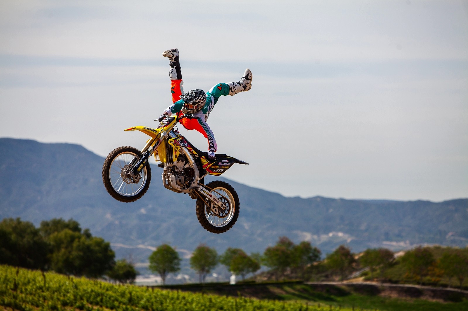 Anthony Murray's FMX RMZ450 - MurrayFMX's Bike Check - Vital MX