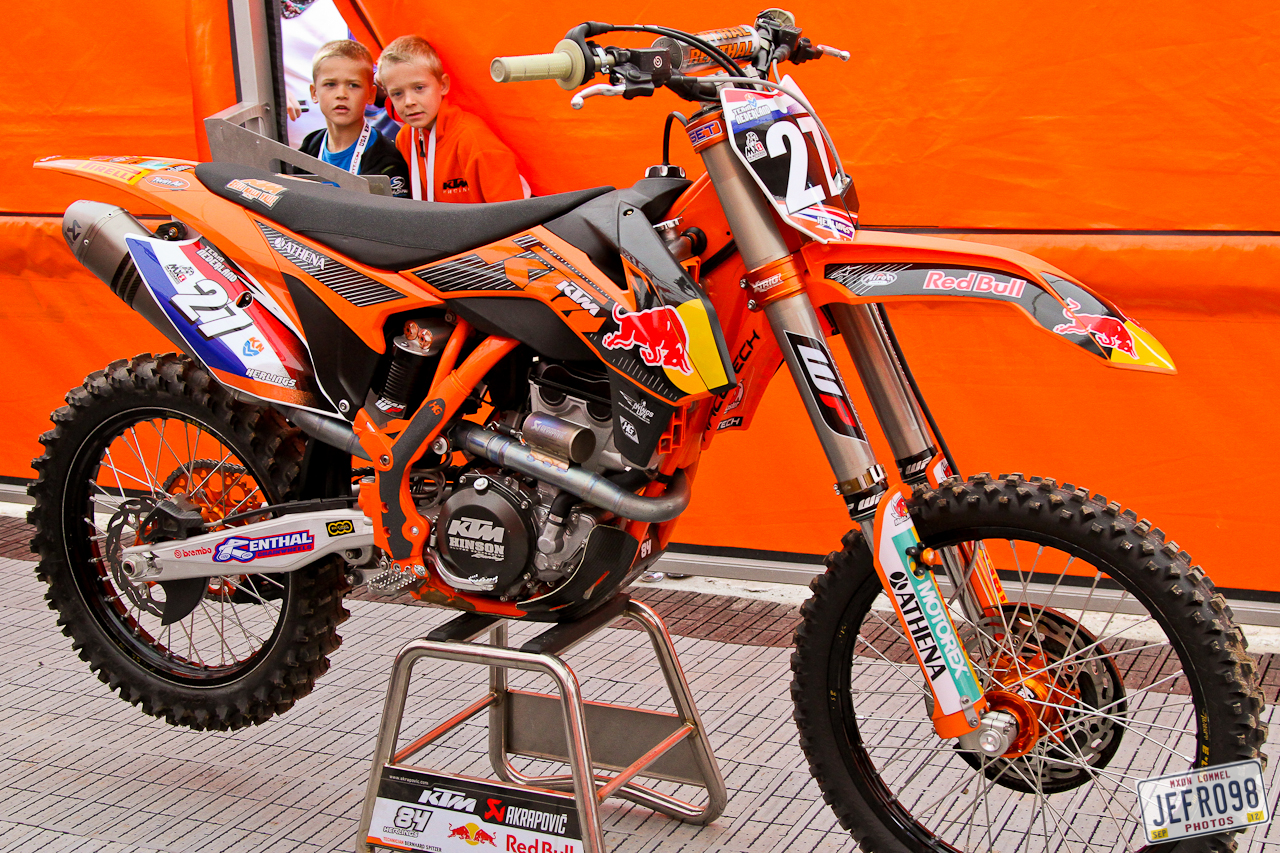 Jeffrey Herlings - MXoN Friday Track Walk & Bikes - Motocross Pictures ...