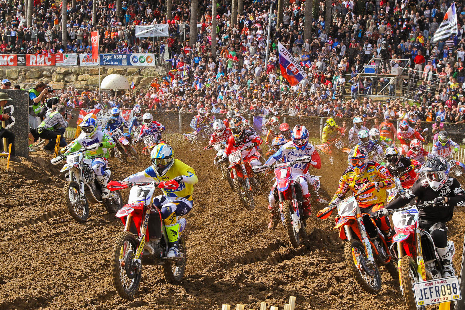 MX1 qualifier start - Photo Blast: MXoN Saturday bikes and racing ...