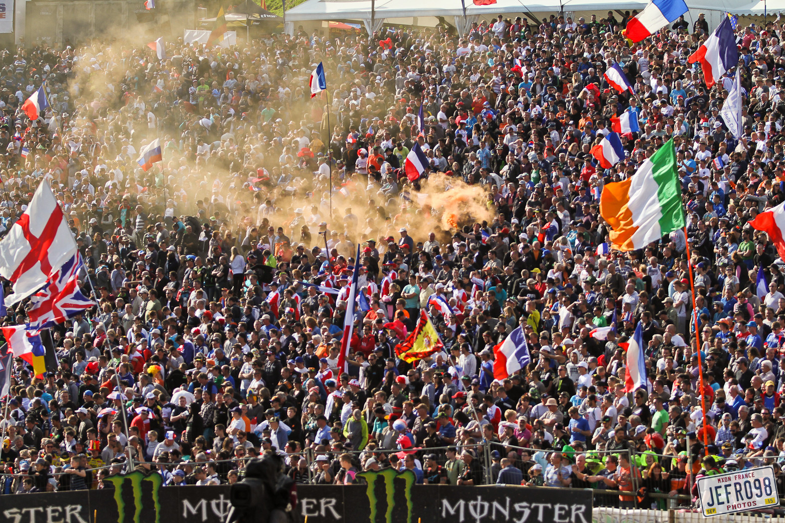 Crazy crowd - Photo Blast: MXoN Sunday racing - Motocross Pictures ...