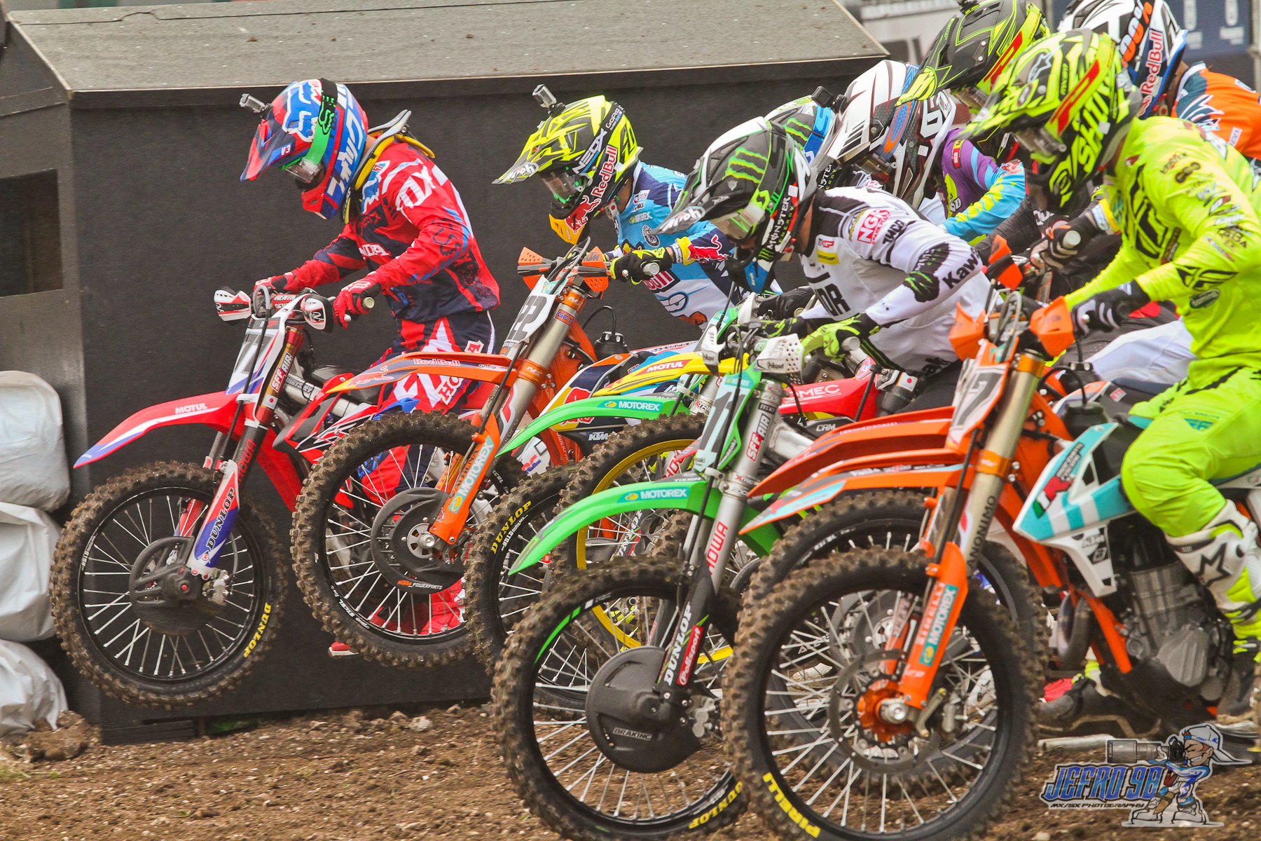 MXGP moto 2 start - Photo Gallery: MXGP of Great Britain - Motocross ...