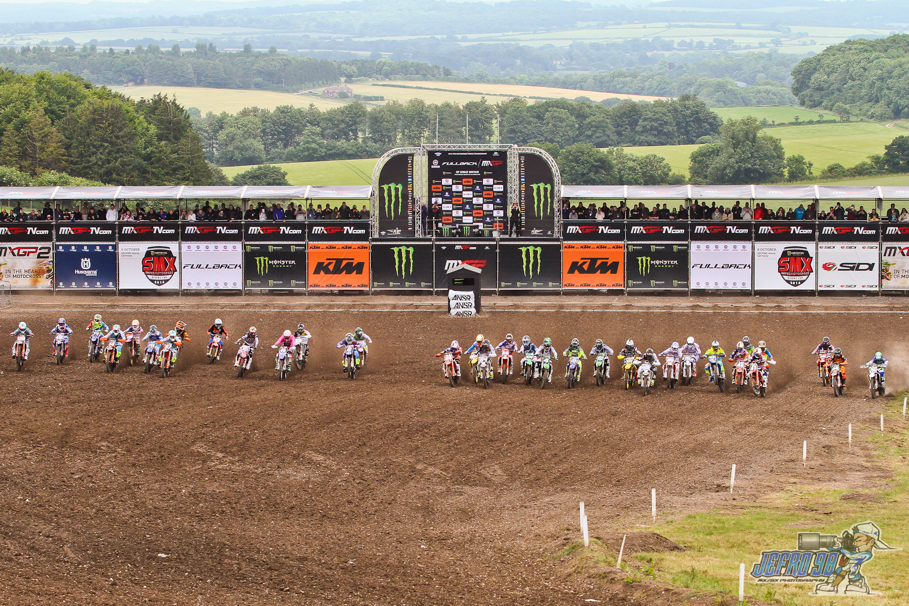 MX2 start - Photo Gallery: MXGP of Great Britain - Motocross Pictures ...