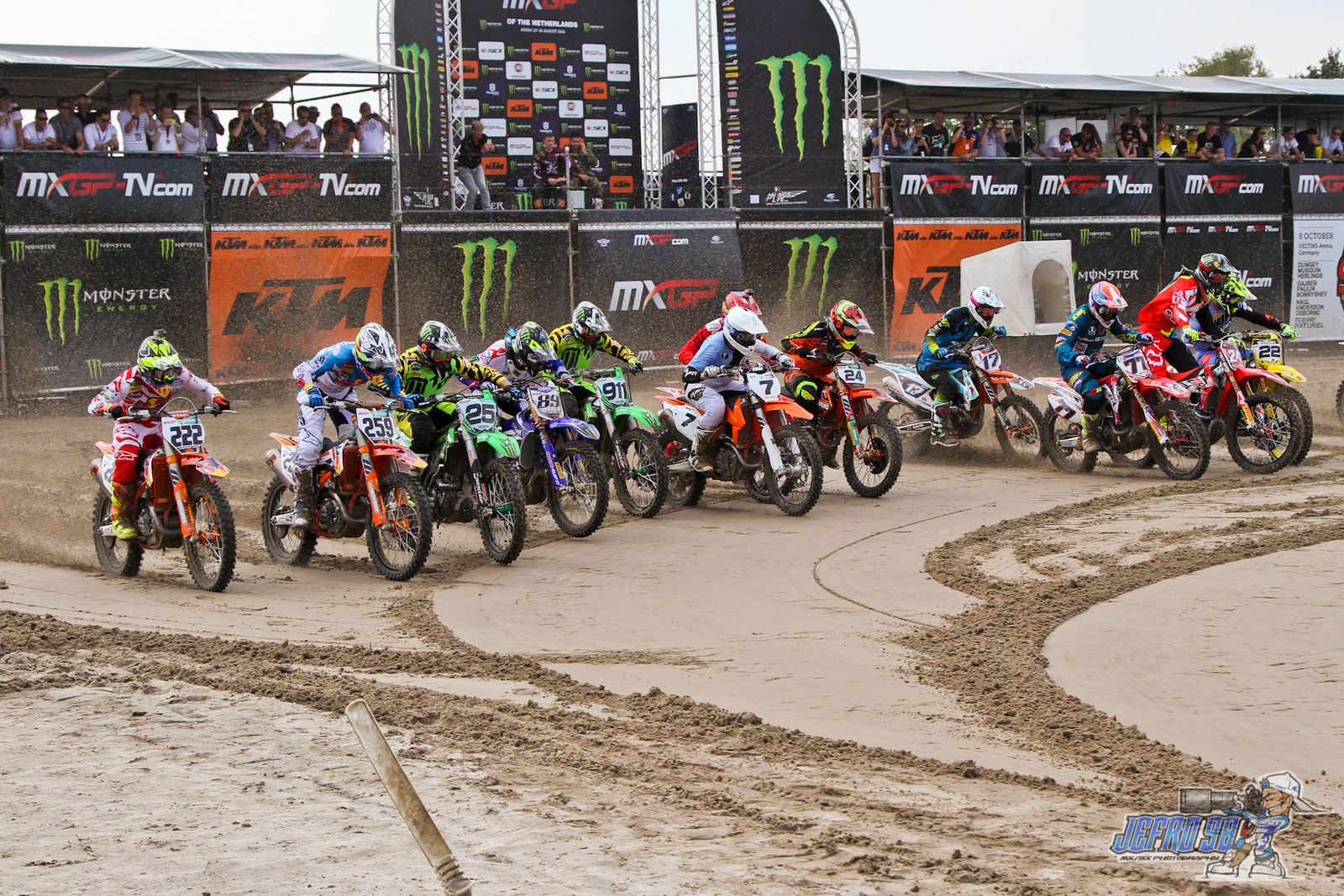 MXGP Moto 1 Start - Photo Gallery: MXGP of the Netherlands - Motocross ...