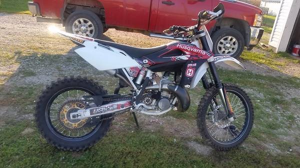 2009 Husqvarna WR300 - Brocstar554's Bike Check - Vital MX