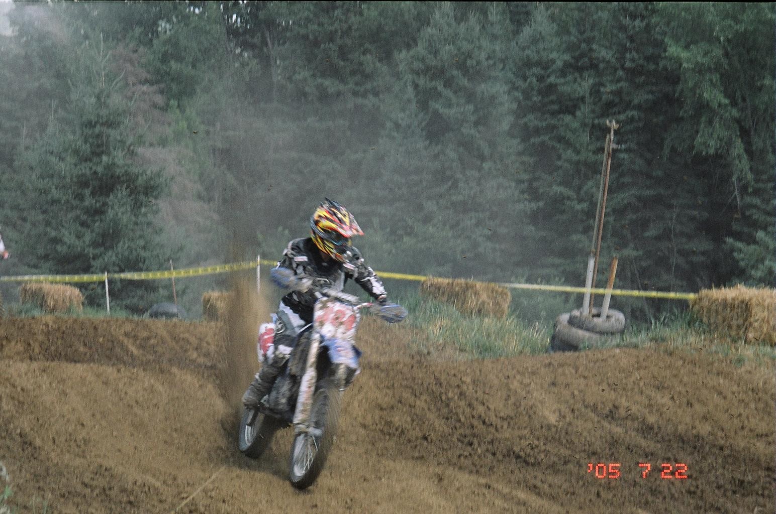 007 18 - -MAVERICK- - Motocross Pictures - Vital MX