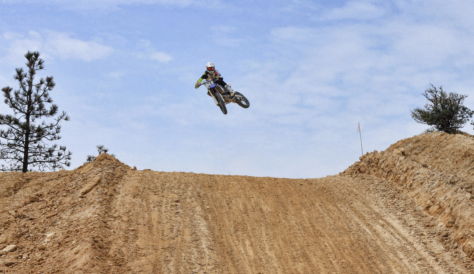 Ione Sands MX hill jump #2 - Harvdog21 - Motocross Pictures - Vital MX