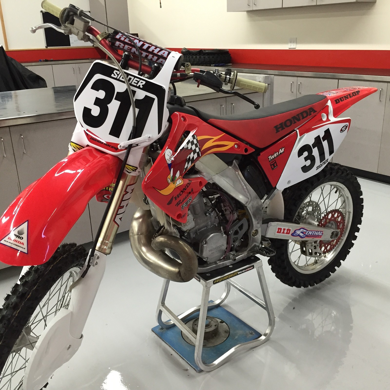 2002 Honda CR250R - RedRider311's Bike Check - Vital MX