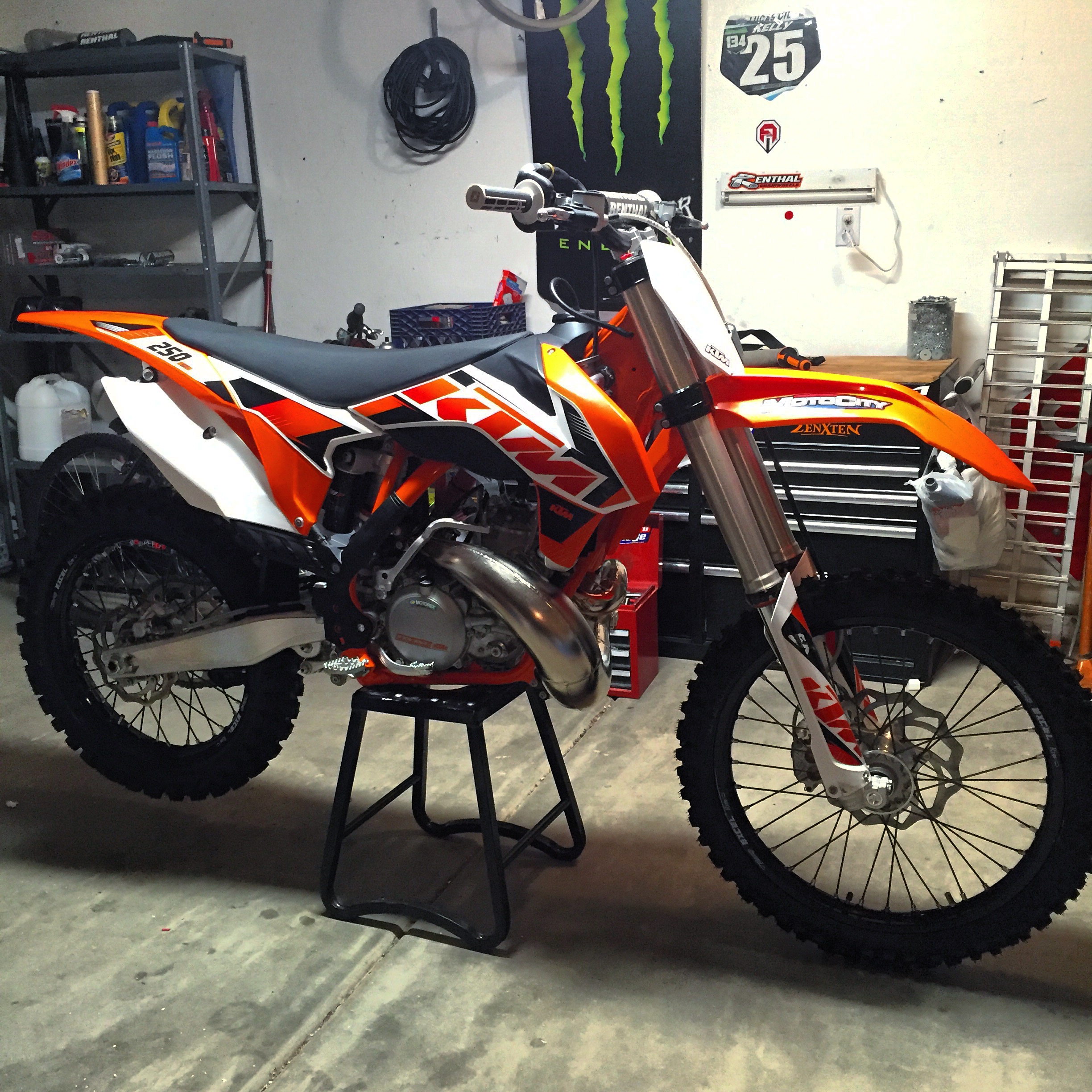 15 250sx - MX25's Bike Check - Vital MX