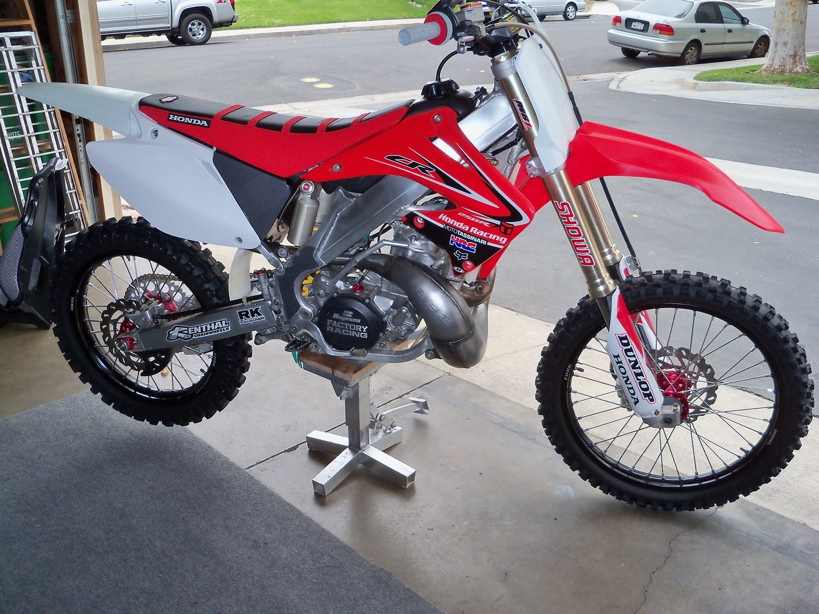 2003 Honda CR250R - On The Box's Bike Check - Vital MX