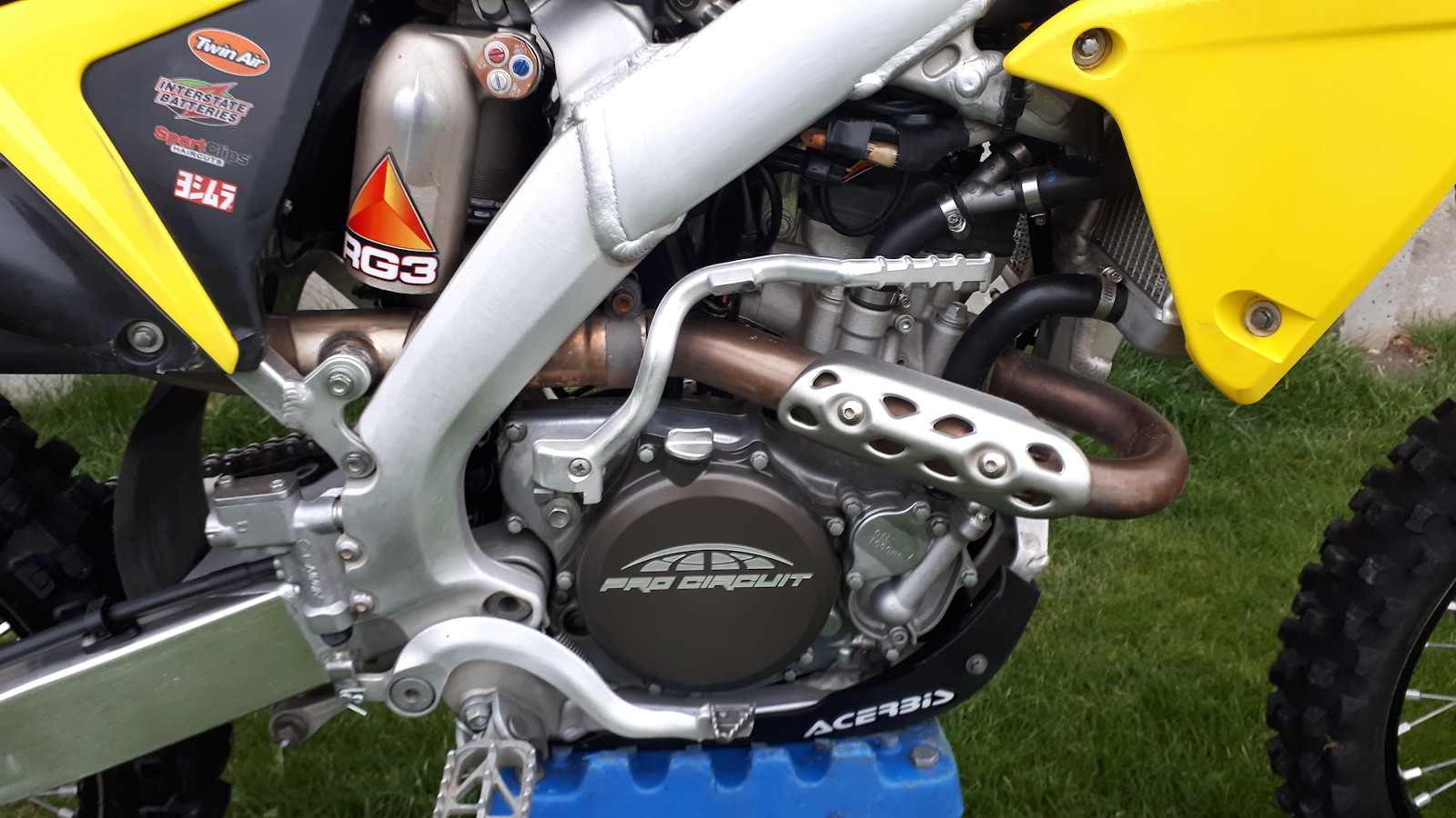 Suzuki RMZ 250 2017 (owned in 2018) - GCC's Bike Check - Vital MX