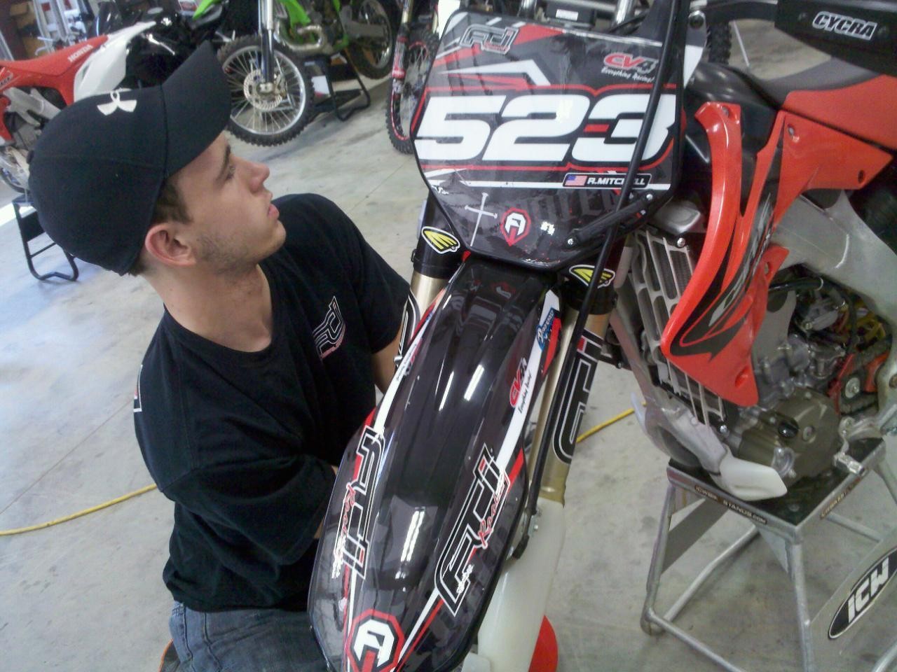 FTI Racing/CV4/Armored Graphix Honda CRF250X - redslush's Bike Check ...