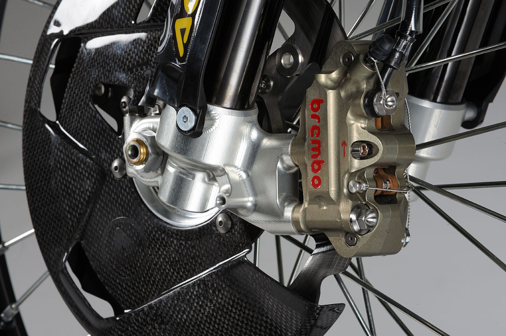 Front Brake Setup - 2008 Yamaha GP Teams Photo Gallery - Motocross ...