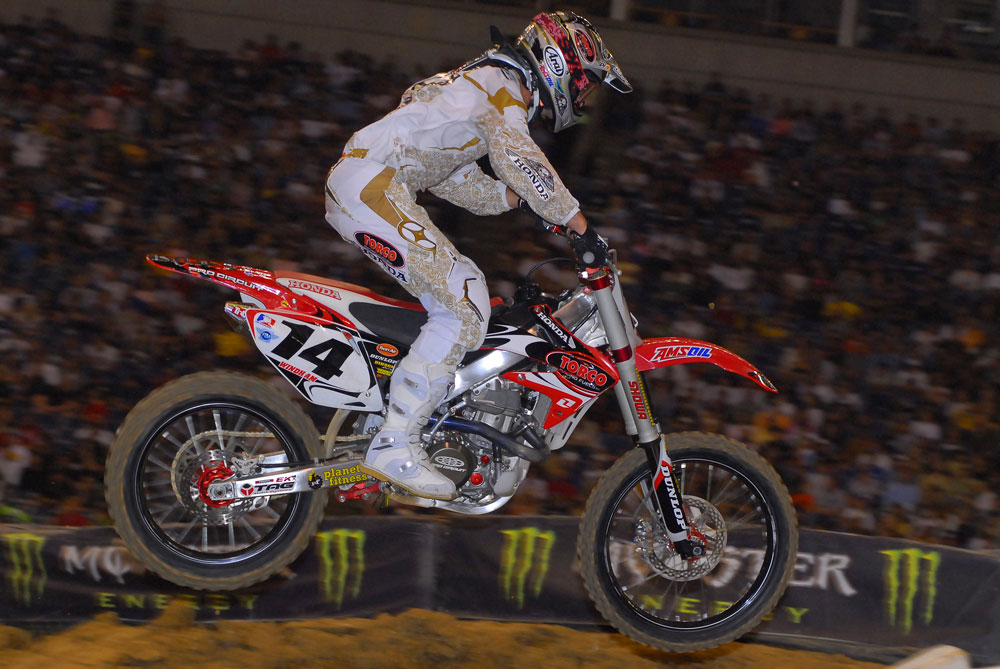 Kevin Windham - Monster Energy Supercross: Dallas - Motocross Pictures ...