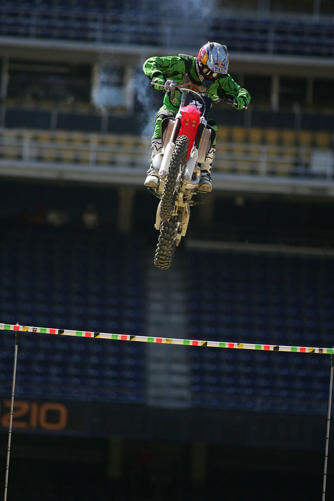 Robbie Maddison - Navy Moto X World Championship: Day 1 - Motocross ...